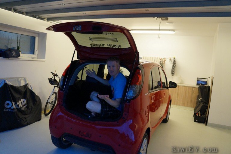 Installing a kitchen in my electric car - KiwiEV.com
